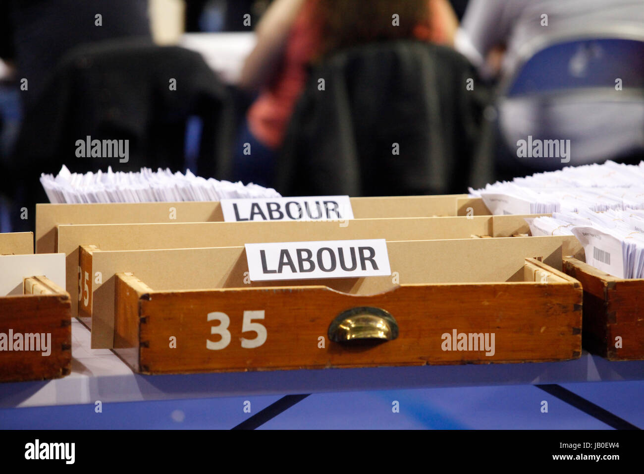 Uk election count hi-res stock photography and images - Alamy