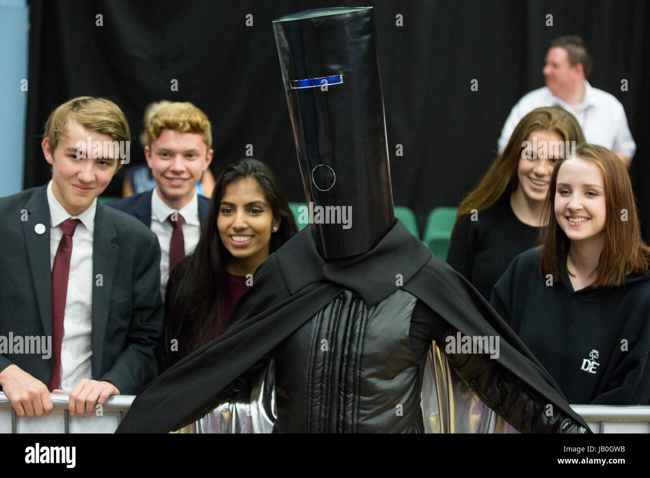 Maidenhead, UK. 9th June, 2017. Candidate Lord Buckethead poses with ...