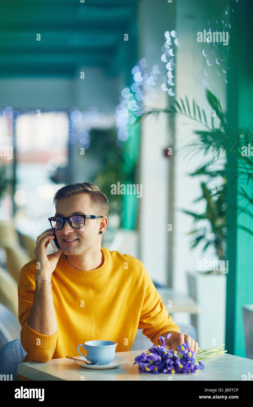 Guy speaking hi-res stock photography and images - Alamy