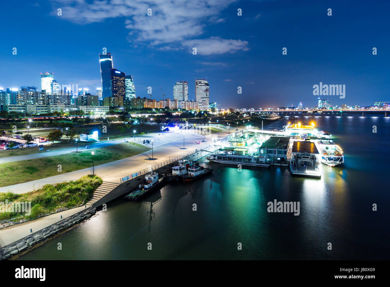 Seoul metropolitan city hall hi-res stock photography and images - Alamy