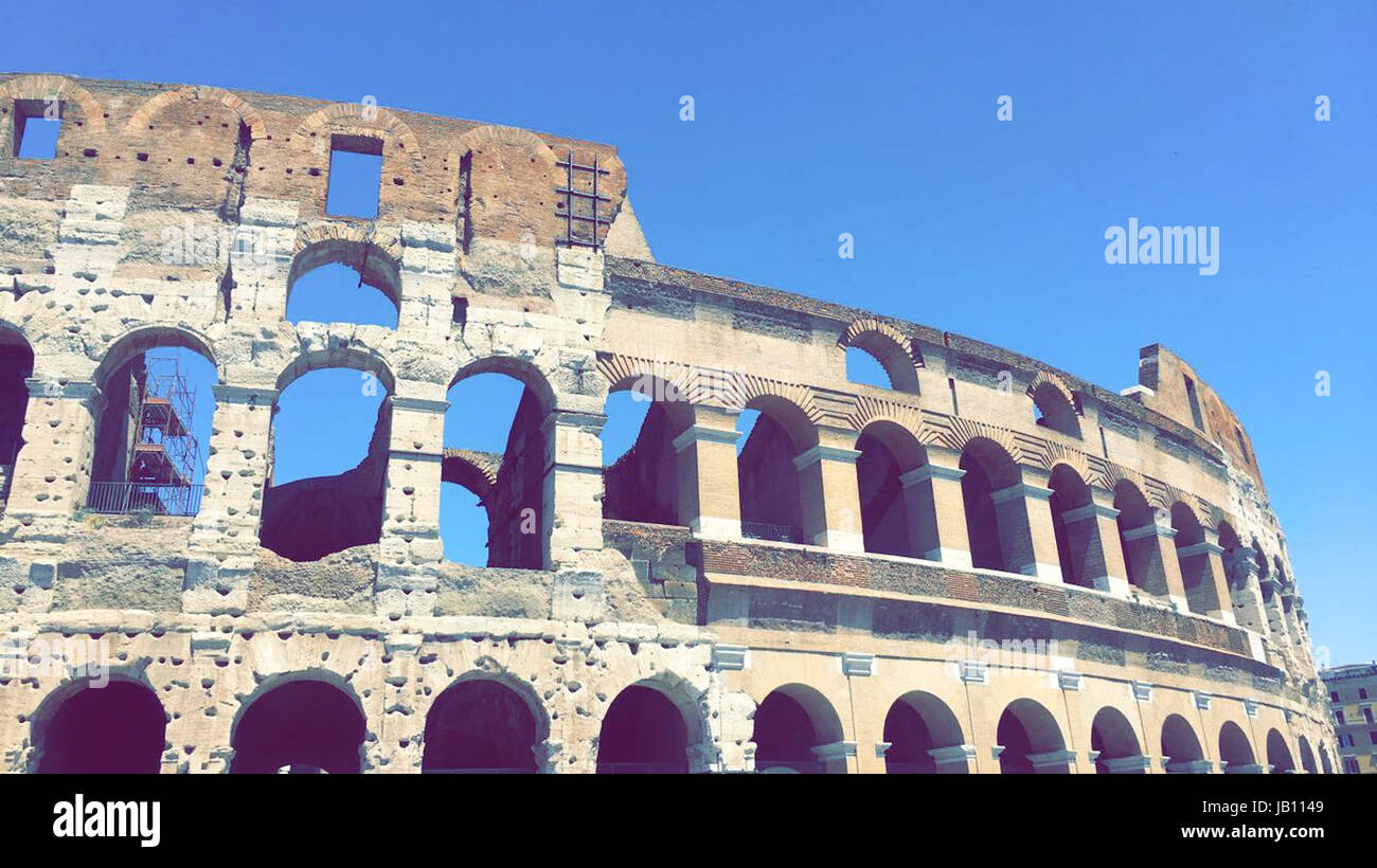 Colosseum structure and architecture hi-res stock photography and ...