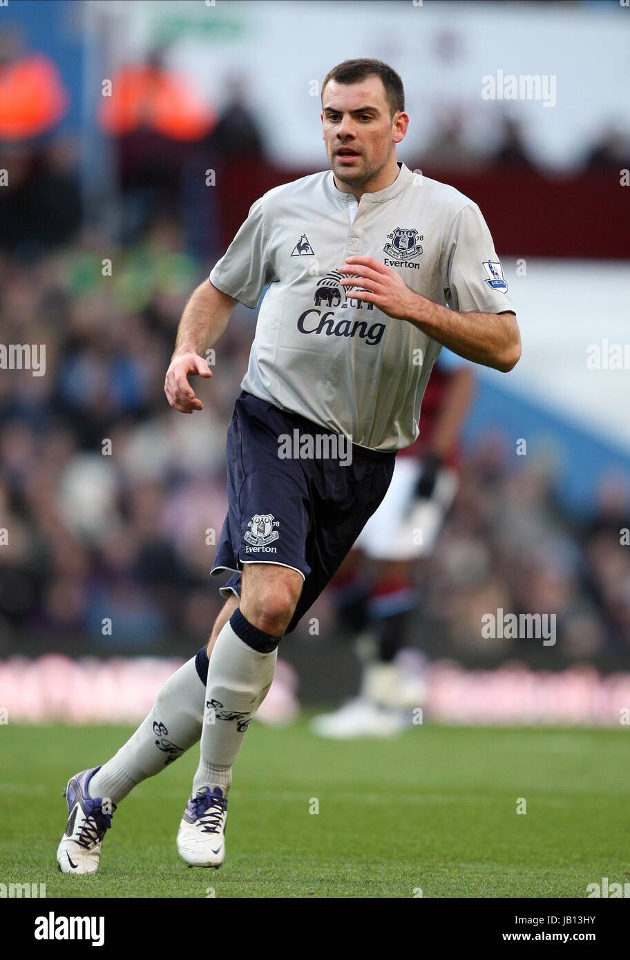 DARRON GIBSON EVERTON FC EVERTON FC VILLA PARK BIRMINGHAM ENGLAND 14 ...