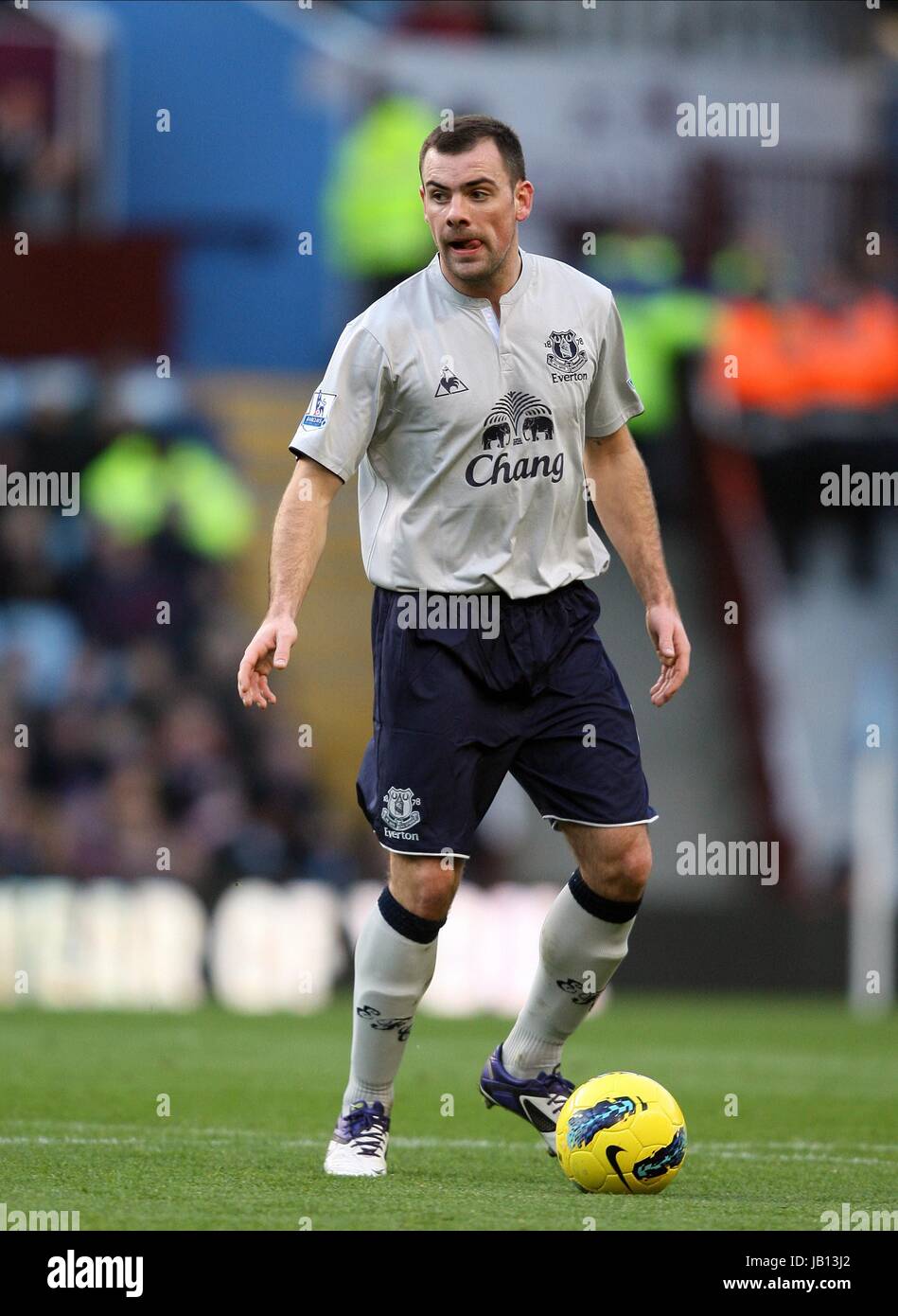 DARRON GIBSON EVERTON FC EVERTON FC VILLA PARK BIRMINGHAM ENGLAND 14 ...