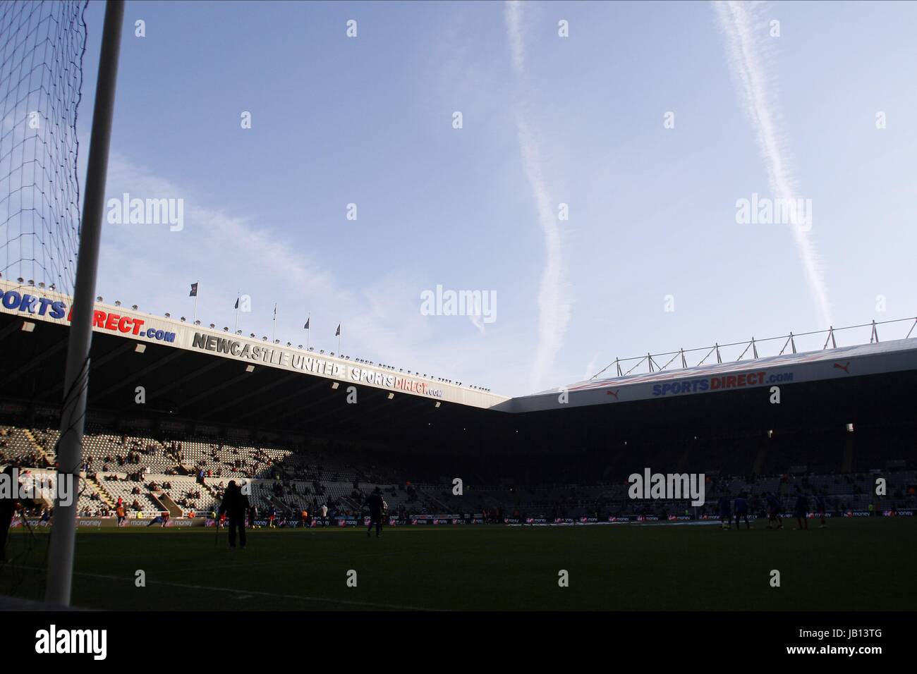 Sports direct stadium hi-res stock photography and images - Alamy