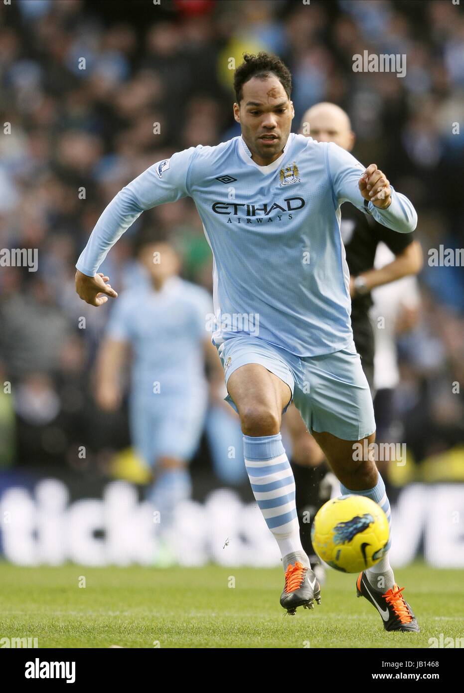 JOLEON LESCOTT MANCHESTER CITY FC ETIHAD STADIUM MANCHESTER ENGLAND 22 ...