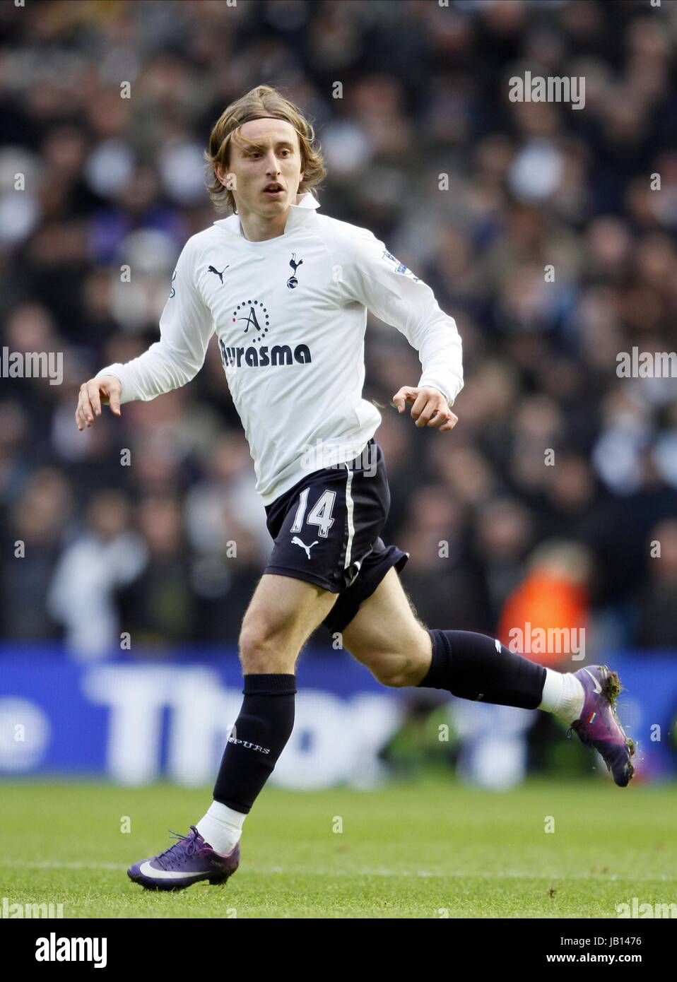 LUKA MODRIC TOTTENHAM HOTSPUR FC ETIHAD STADIUM MANCHESTER ENGLAND 22 ...