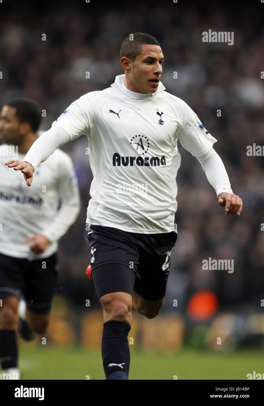 JAKE LIVERMORE TOTTENHAM HOTSPUR FC ETIHAD STADIUM MANCHESTER ENGLAND ...