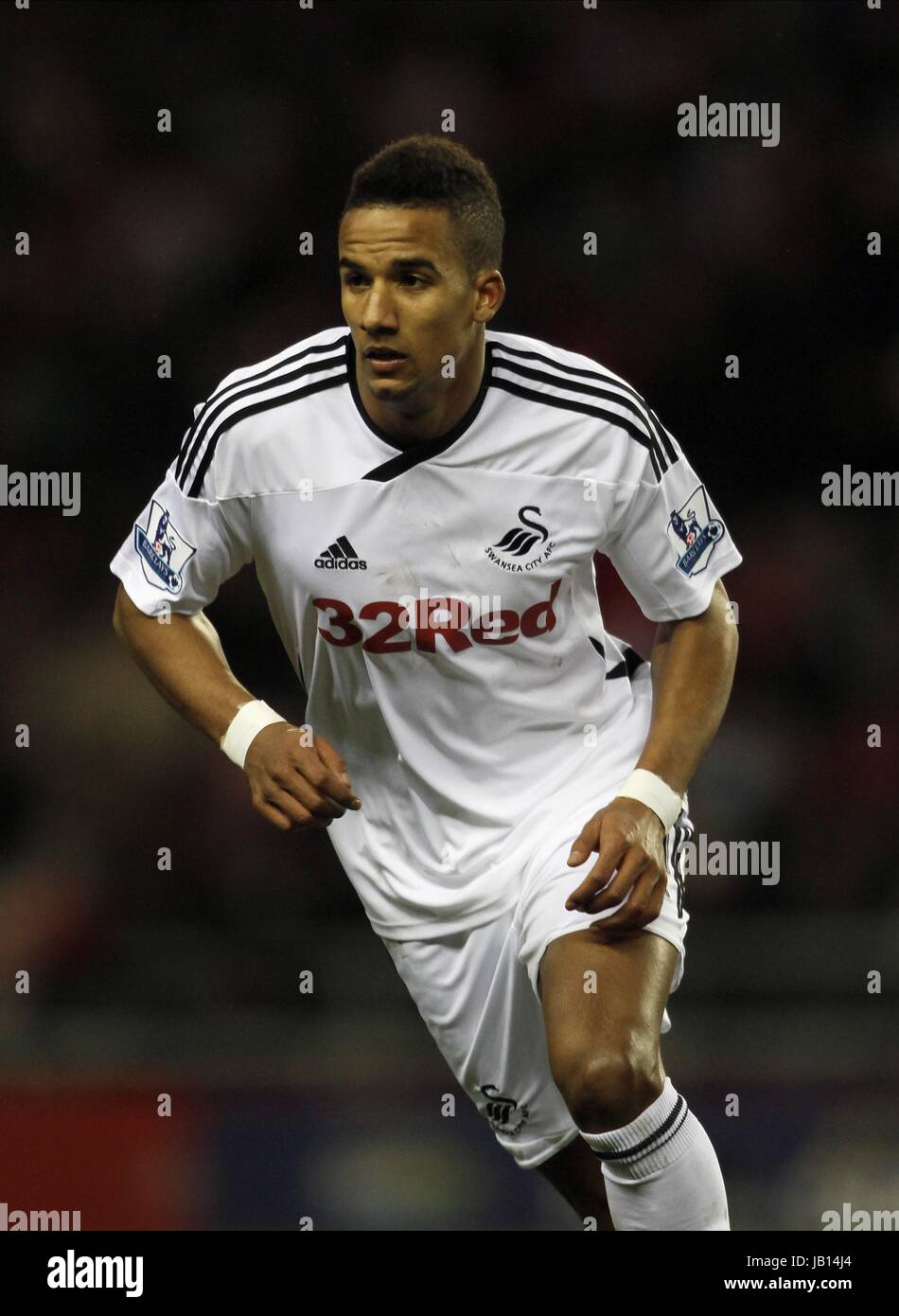 SCOTT SINCLAIR SWANSEA CITY FC SWANSEA CITY FC STADIUM OF LIGHT ...