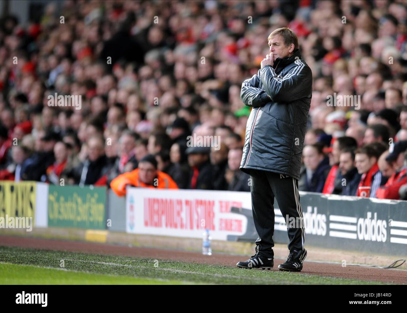 KENNY DALGLISH LIVERPOOL FC MANAGER LIVERPOOL FC MANAGER ANFIELD ...