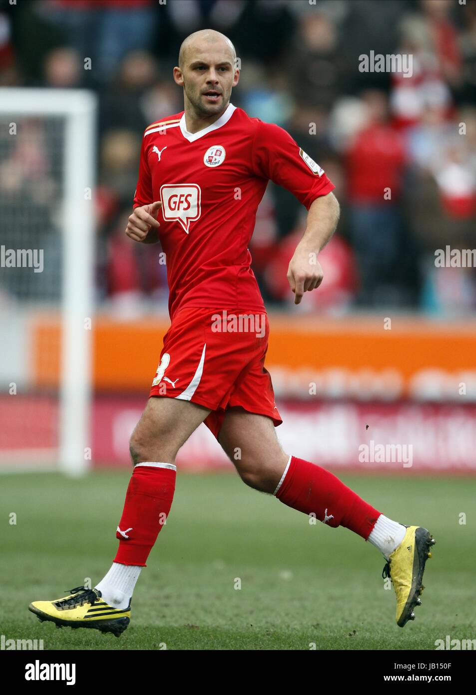 DAVID HUNT CRAWLEY TOWN FC KC STADIUM HULL ENGLAND 28 January 2012 ...
