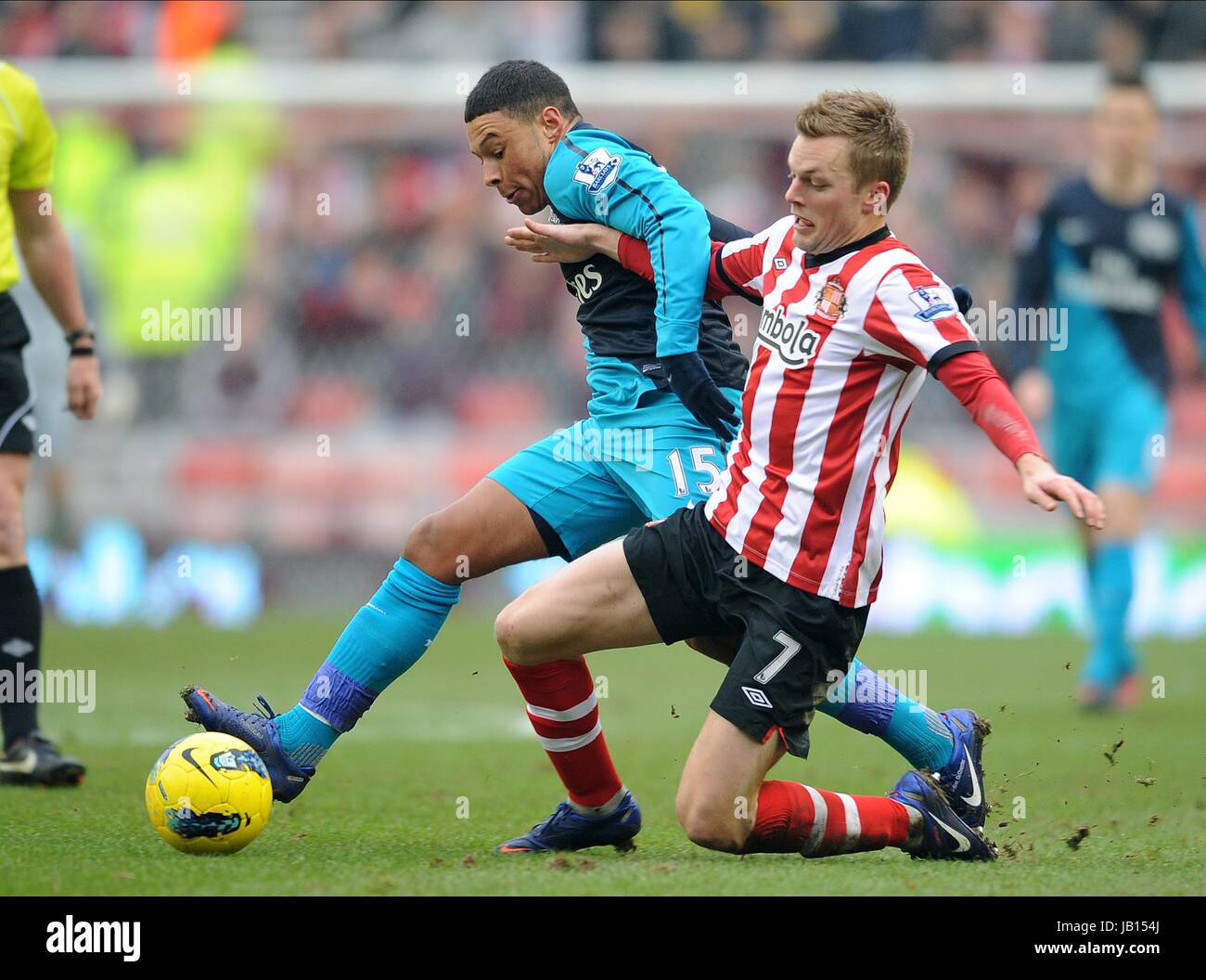 Sebastian larsson arsenal hi-res stock photography and images - Alamy