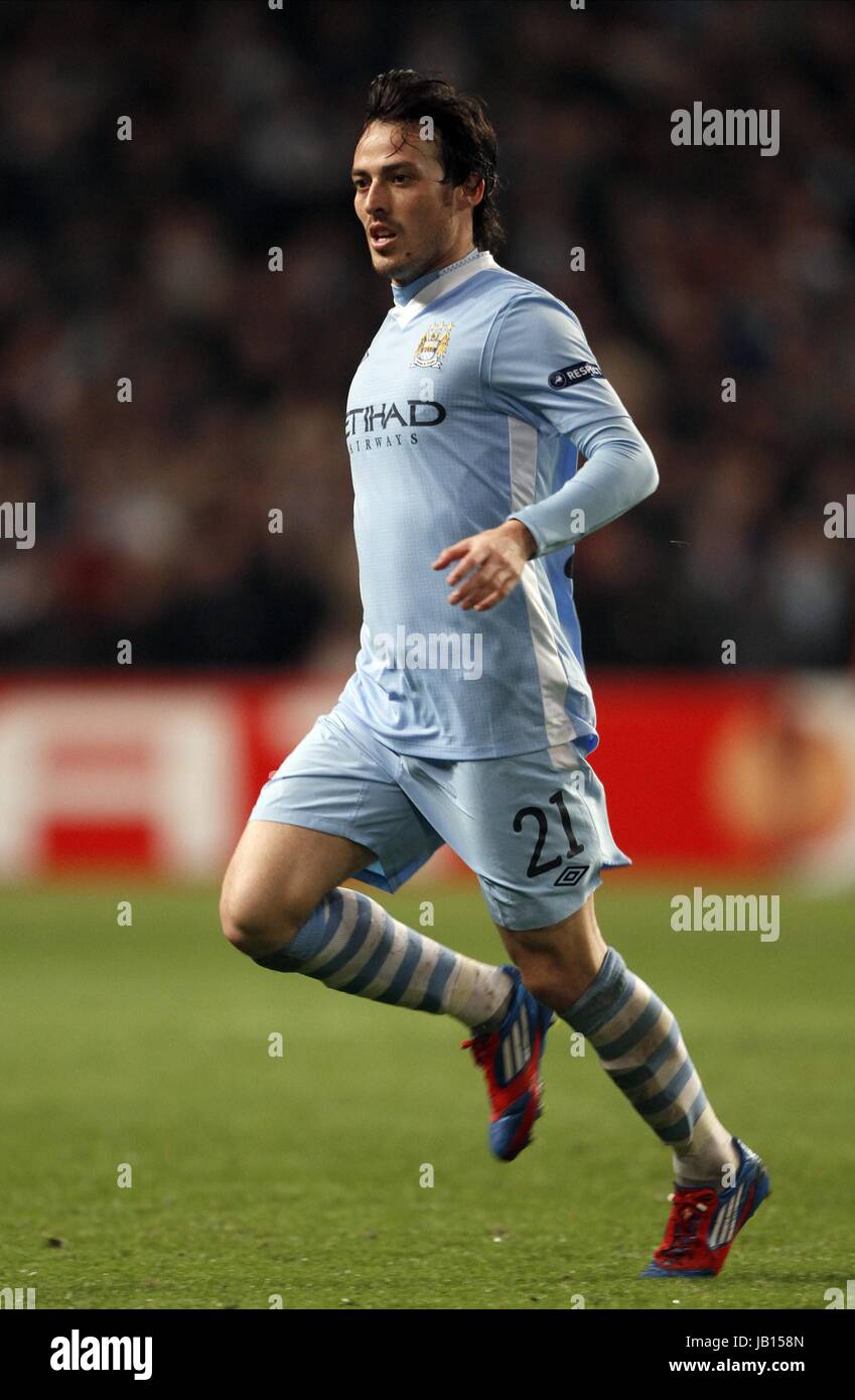 DAVID SILVA MANCHESTER CITY FC MANCHESTER CITY FC ETIHAD STADIUM ...
