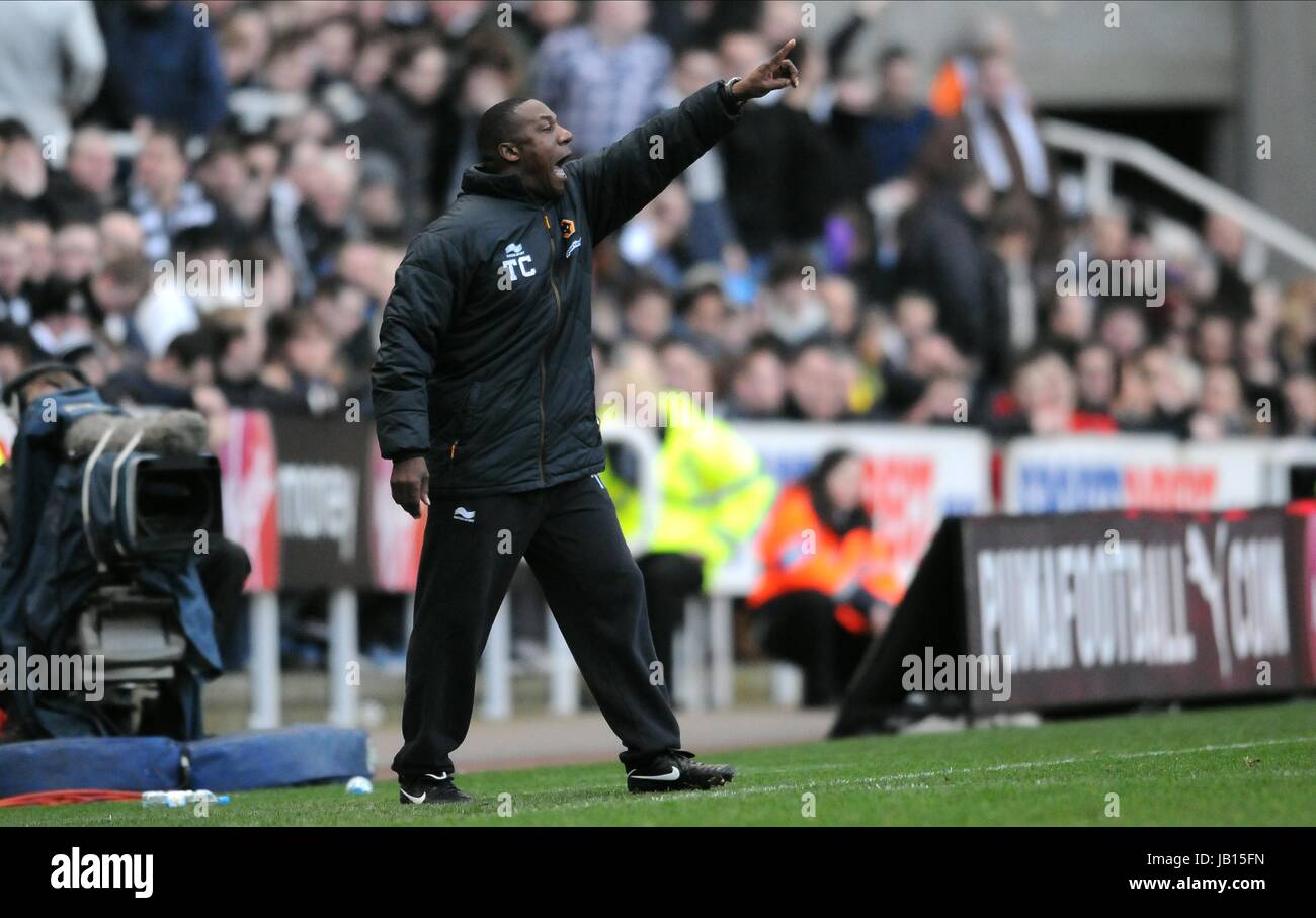 TERRY CONNOR WOLVERHAMPTON WANDERERS FC MANAGER WOLVERHAMPTON WANDERERS ...