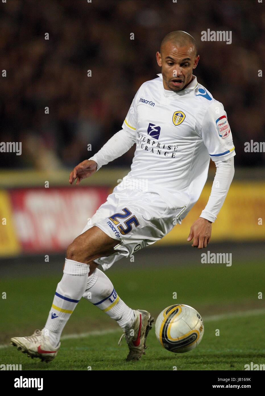 DANNY WEBBER LEEDS UNITED FC LEEDS UNITED FC KC STADIUM HULL ENGLAND 06 ...