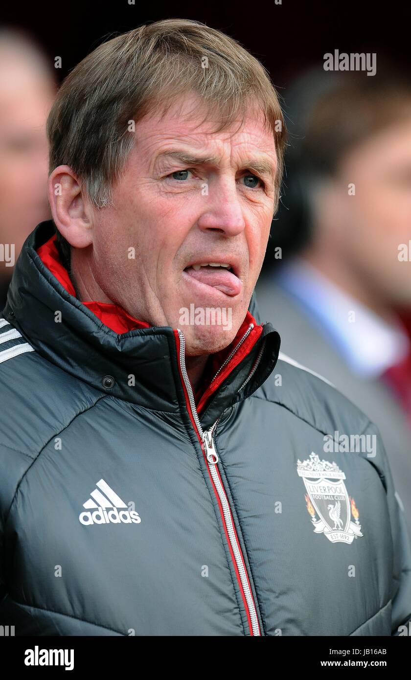 KENNY DALGLISH LIVERPOOL MANAGER STADIUM OF LIGHT SUNDERLAND ENGLAND 10 ...