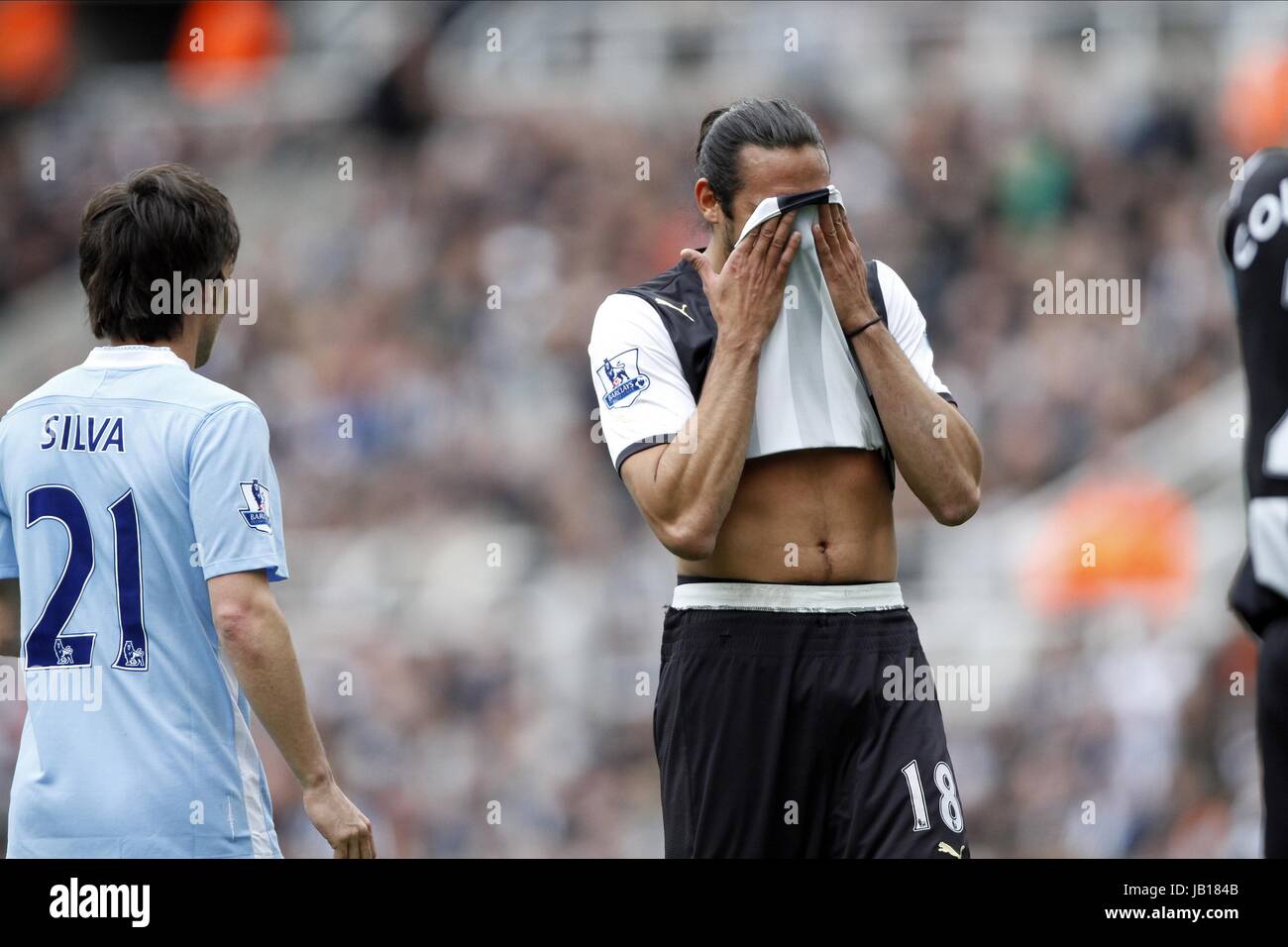 JONAS GUTIERREZ NEWCASTLE UNITED FC SPORTS DIRECT ARENA NEWCASTLE ...