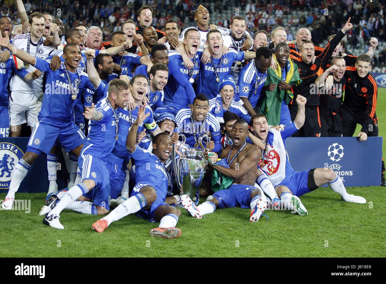 CHELSEA WINNERS 2012 BAYERN MUNICH V CHELSEA FC ALLIANZ ARENA MUNICH ...