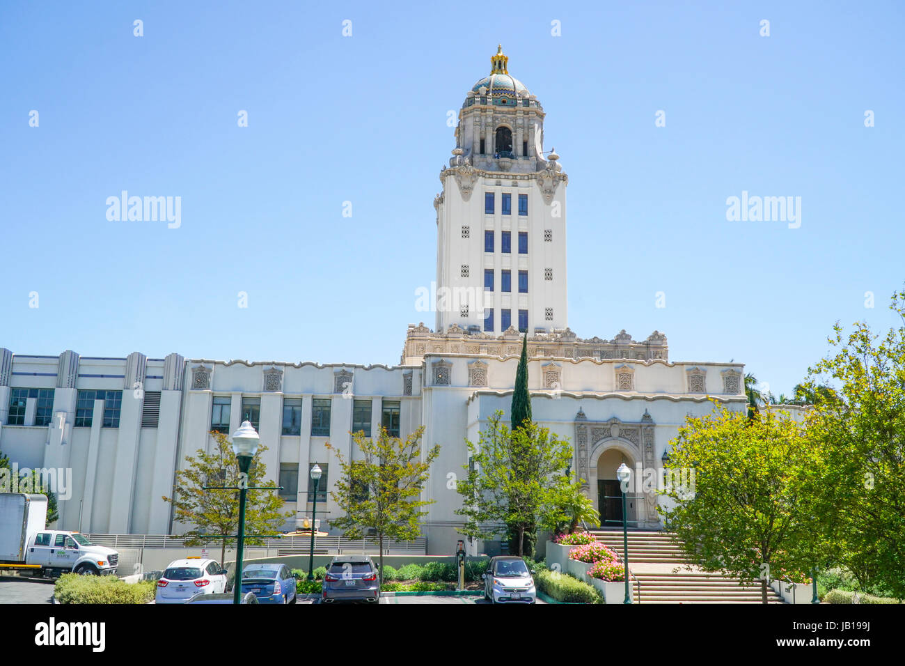 Beverly Hills City Hall - LOS ANGELES - CALIFORNIA Stock Photo - Alamy