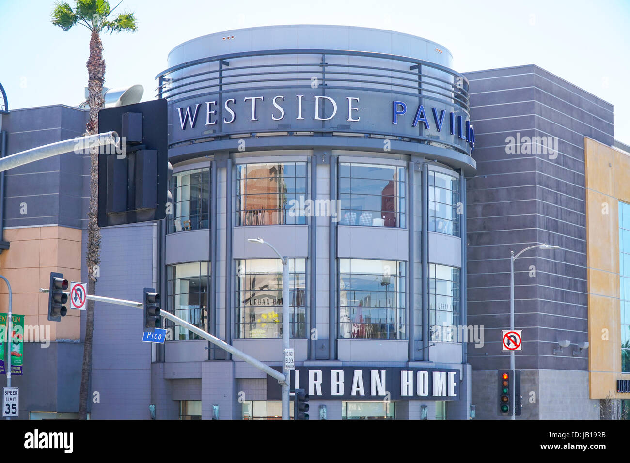 Westside Pavilion in Los Angeles - LOS ANGELES - CALIFORNIA Stock Photo ...