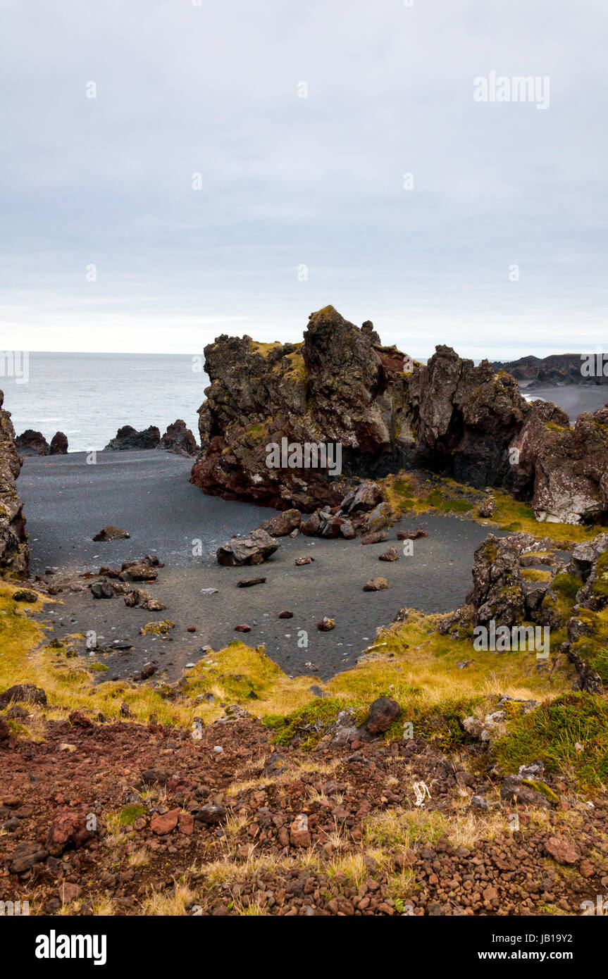Icelandic beach with black lava rocks, Snaefellsnes peninsula, Iceland ...
