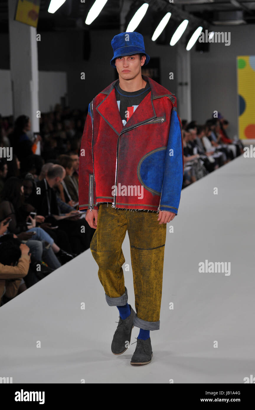 Susan forrest hi-res stock photography and images - Alamy