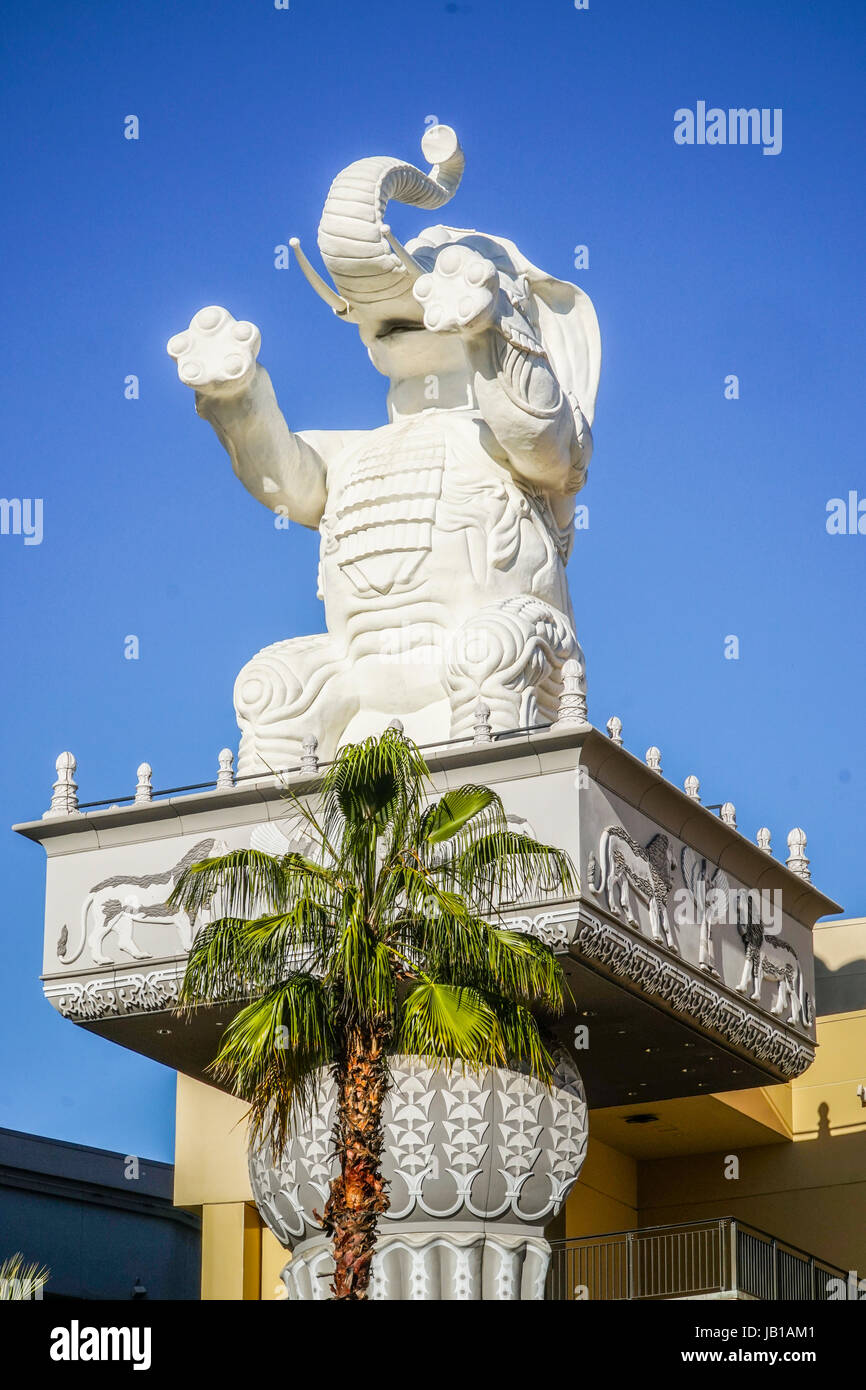 The Elephants at Hollywood and Highland Babylon Court Yard - LOS ...
