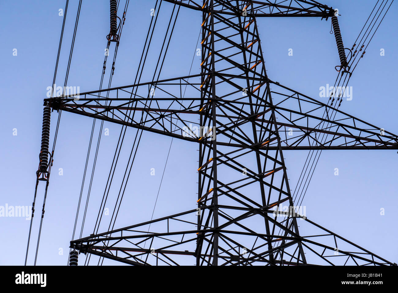 National grid cables hi-res stock photography and images - Alamy