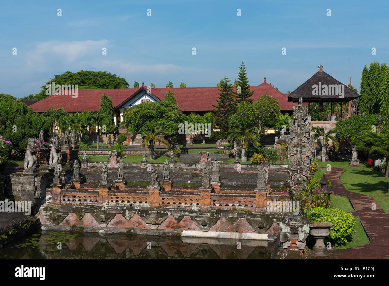 Indonesia law court hi-res stock photography and images - Alamy