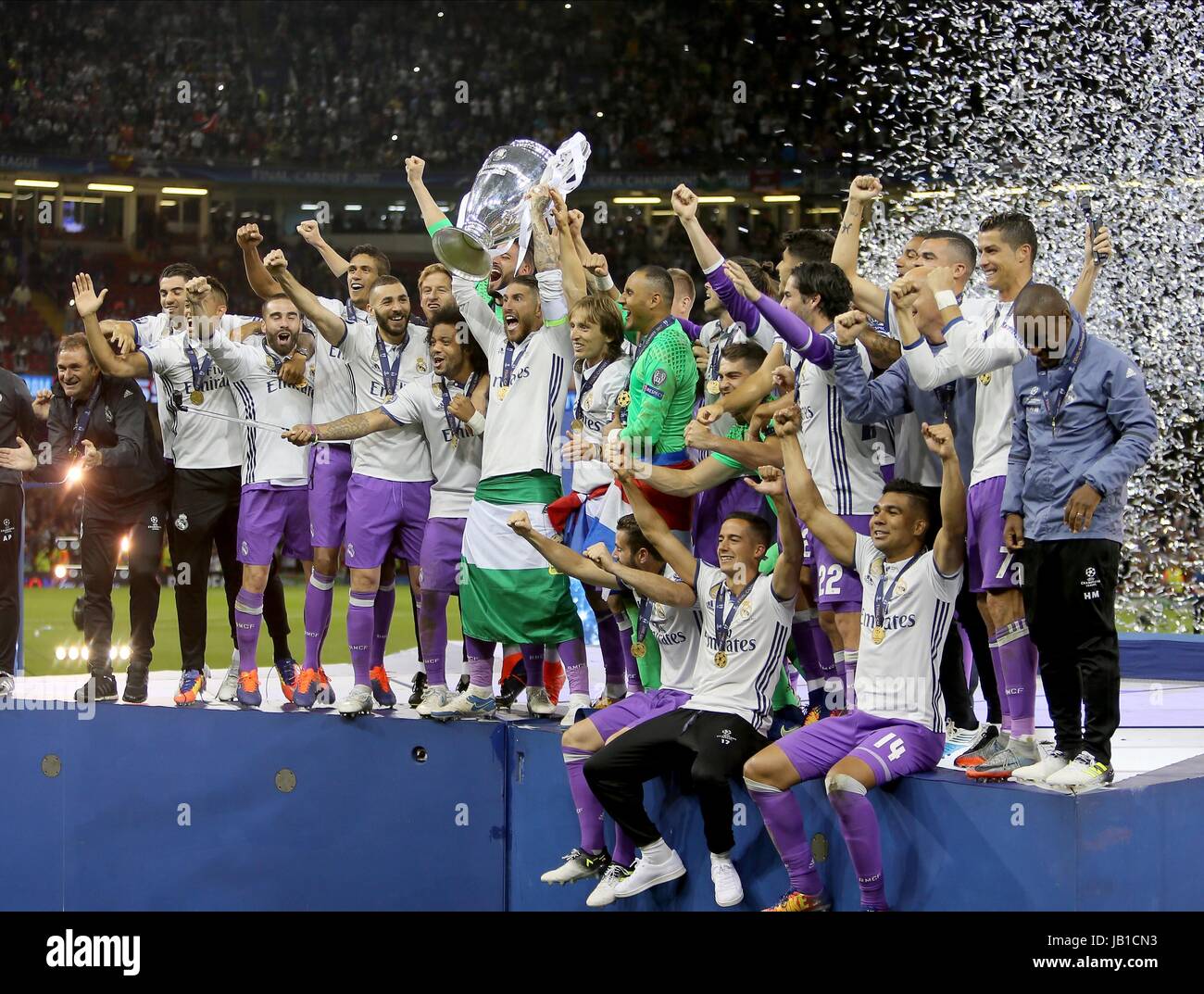 REAL MADRID LIFT THE CHAMPIONS JUVENTUS V REAL MADRID NATIONAL STADIUM ...