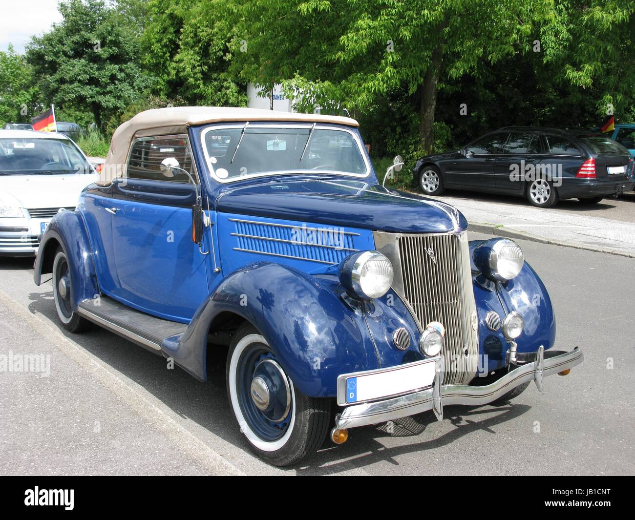 Ford oldtimer hi-res stock photography and images - Alamy