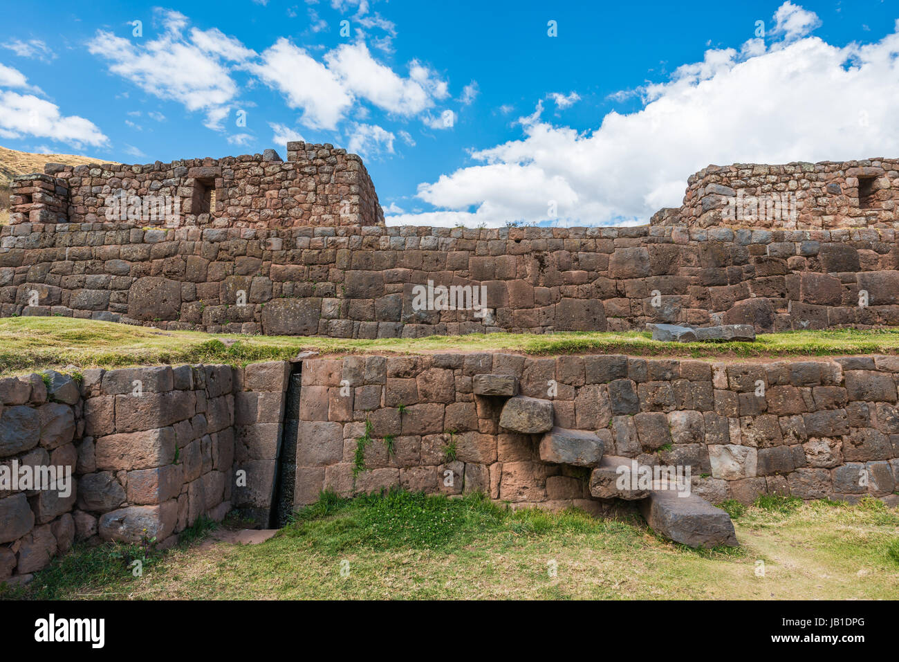 Tipon, Incas ruins in the peruvian Andes at Cuzco Peru Stock Photo - Alamy