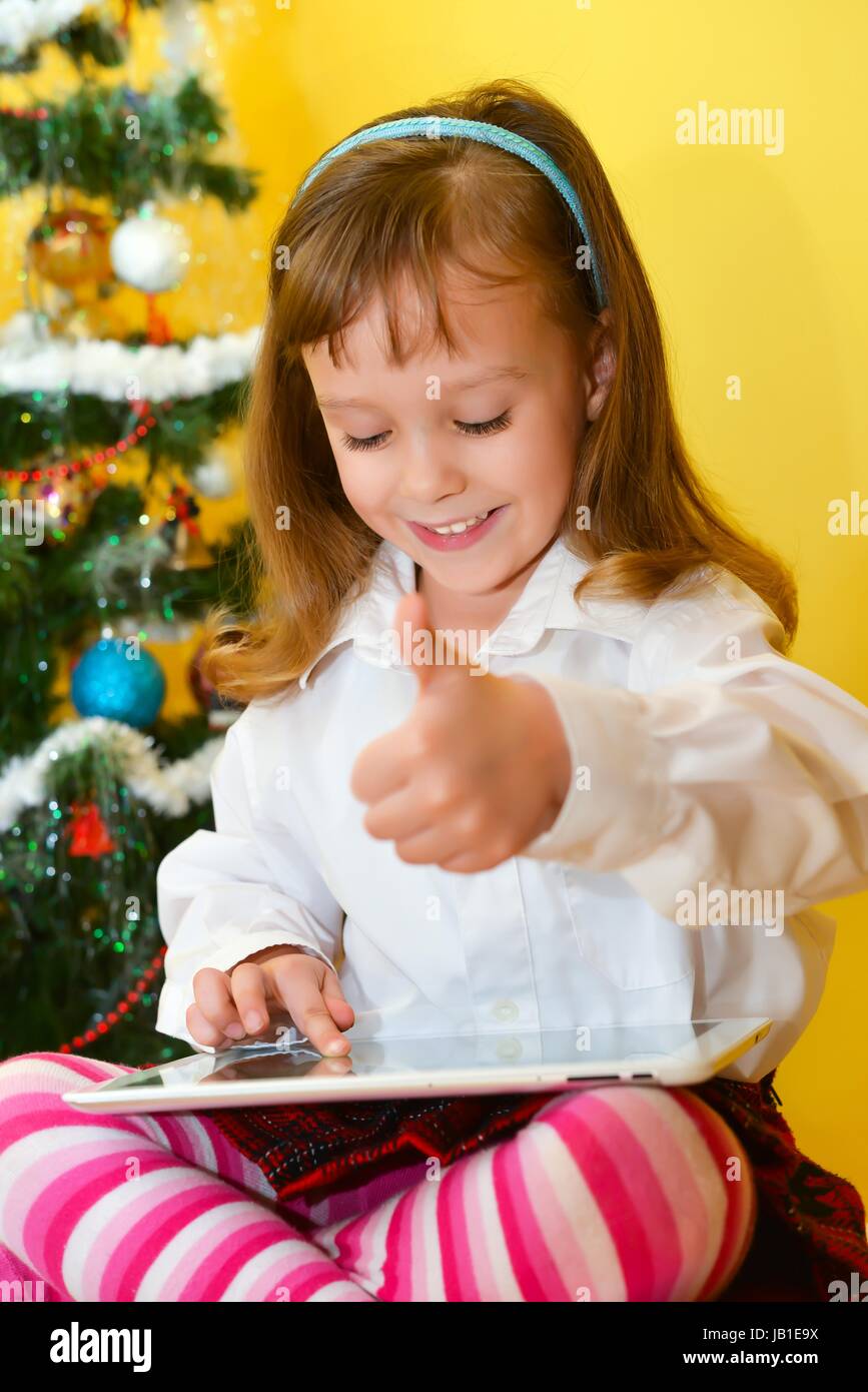small girls with tablet Stock Photo - Alamy