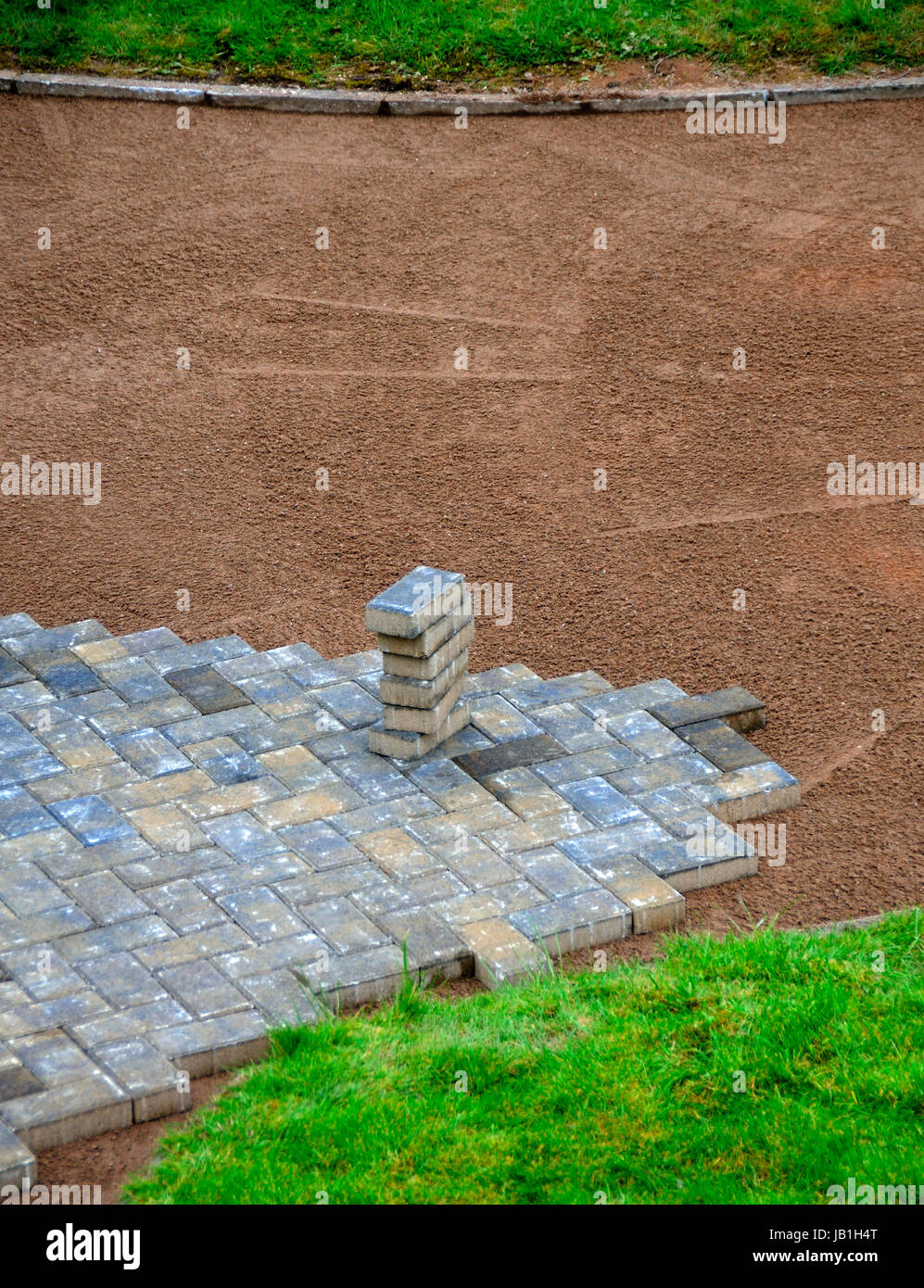 Brick laying apprenticeship hi-res stock photography and images - Alamy