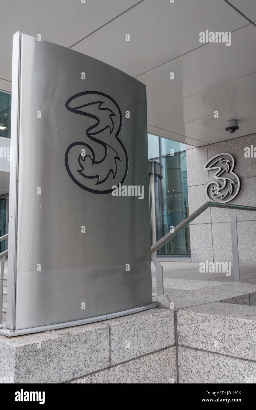 3 mobile logo hi-res stock photography and images - Alamy