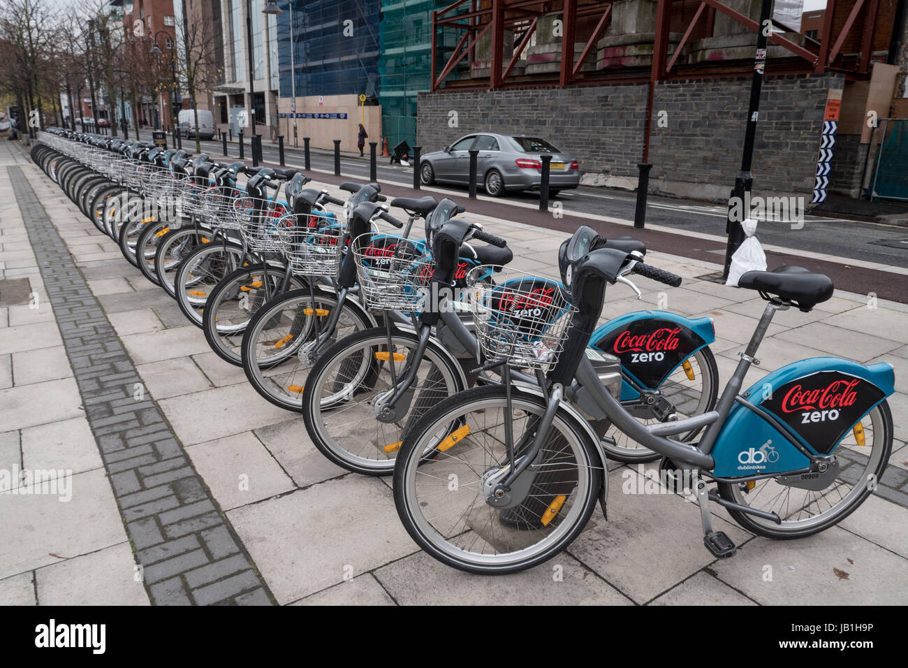 Coca-Cola Zero, Dublin hire bikes ready for use in Dublin city Stock ...