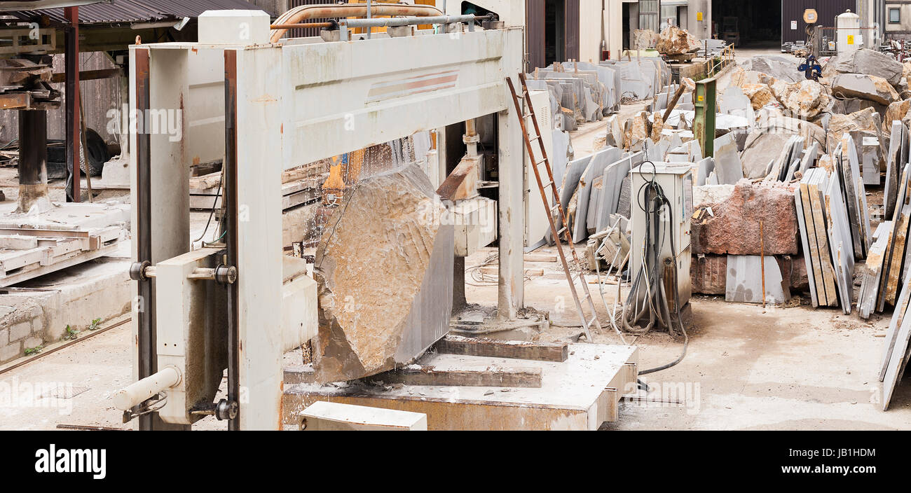 Marble cutting machine hi-res stock photography and images - Alamy