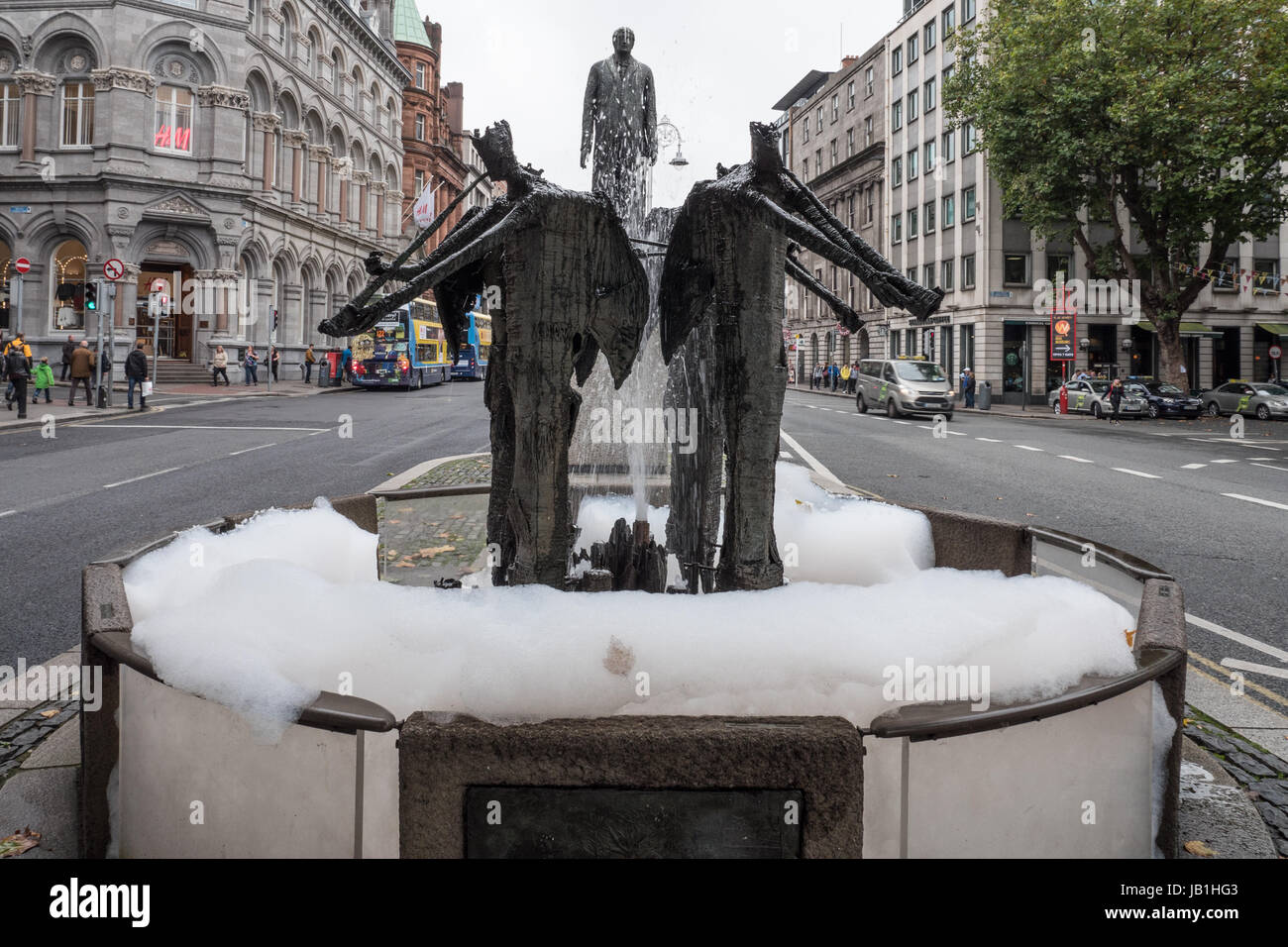 Thomas Davis statue on Dame Street, Dublin, Ireland Stock Photo - Alamy