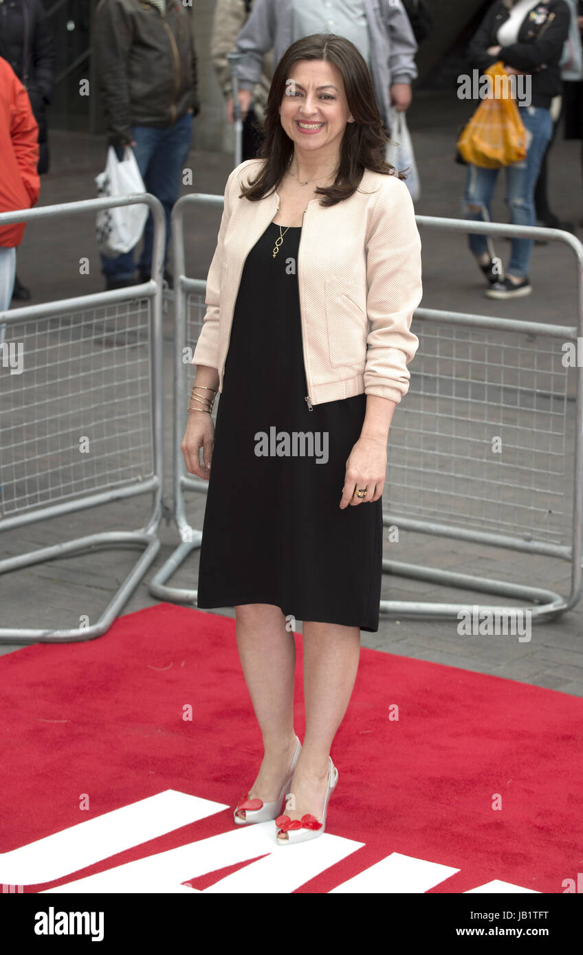 Actress jo hartley hi-res stock photography and images - Alamy