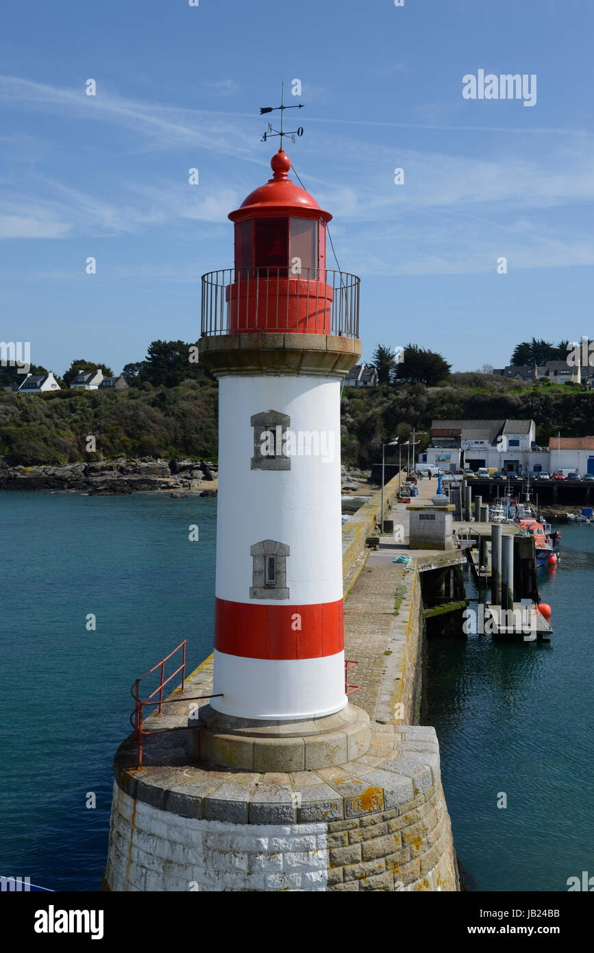 leuchtturm ,port tudy, ile de groix, Hafen , Bretagne, Frankreich, rot ...