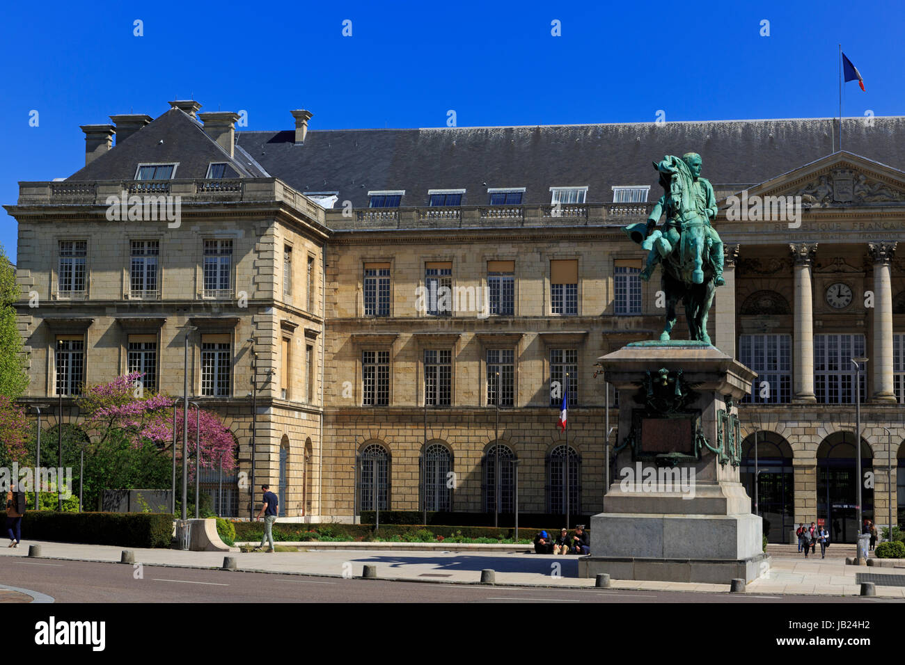 Hotel de ville rouen hi-res stock photography and images - Alamy
