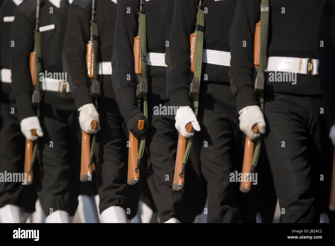 Marching in step hi-res stock photography and images - Alamy