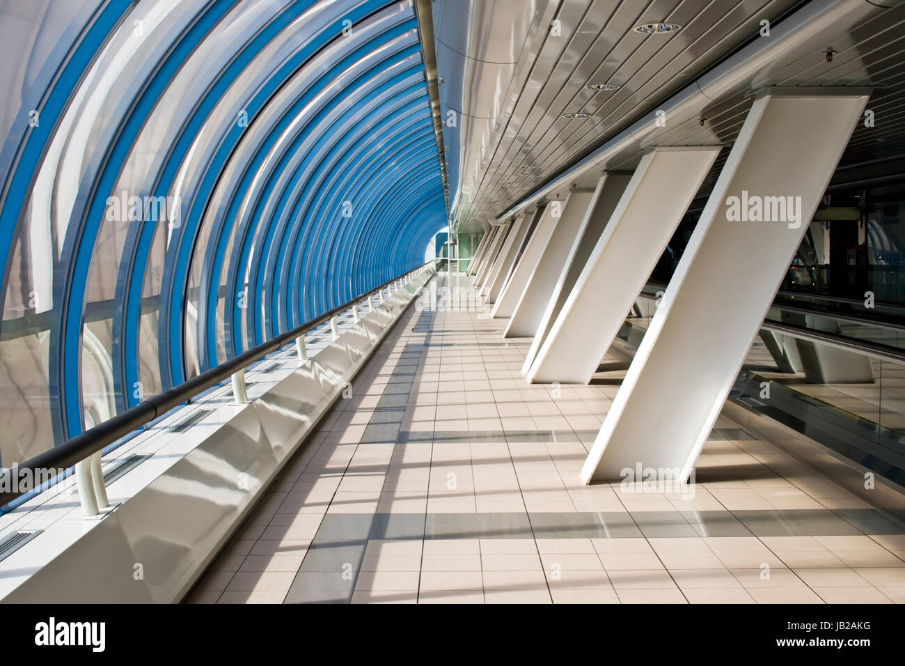 Conceptual office bridge hi-res stock photography and images - Alamy
