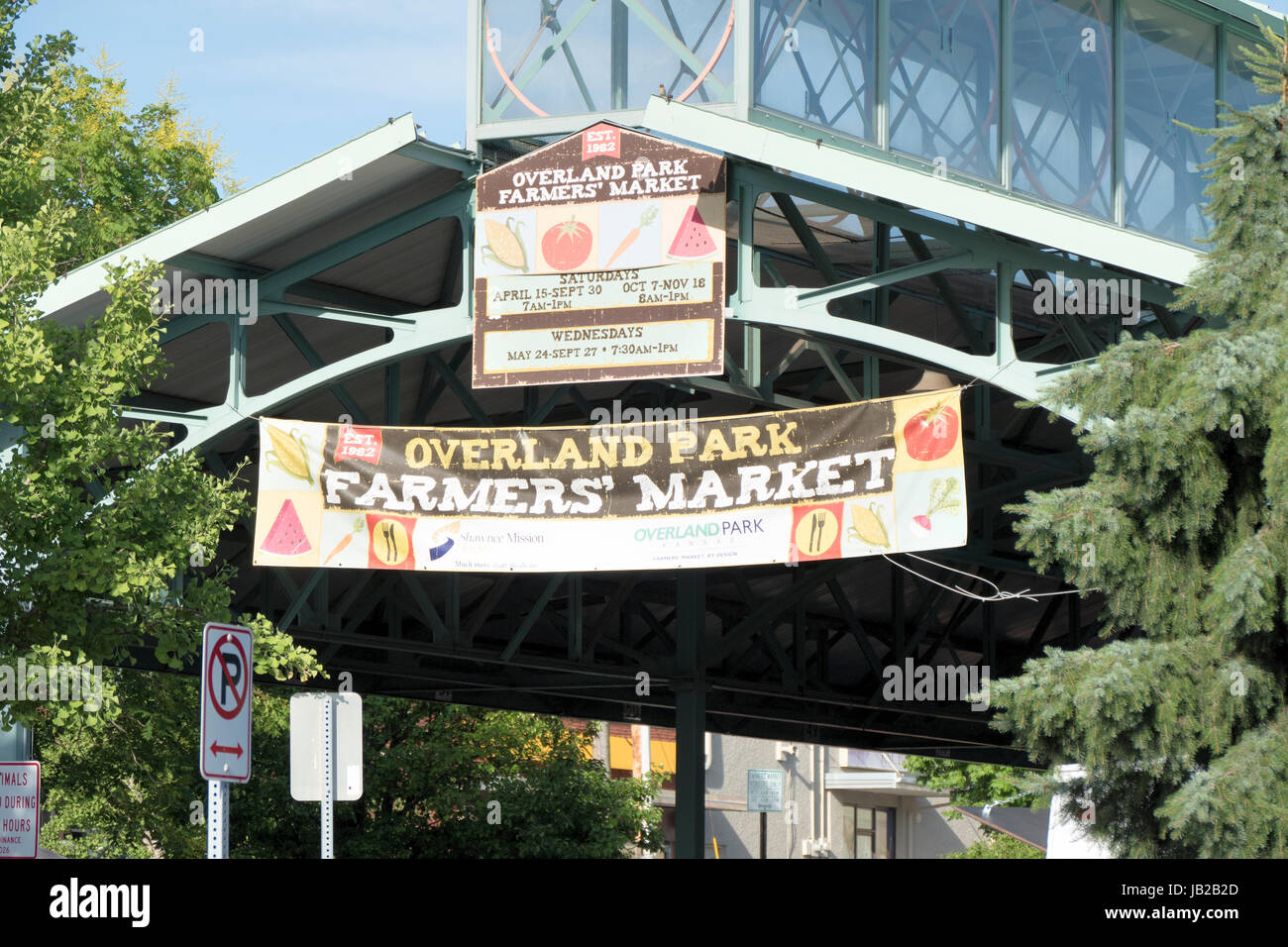 Community Farmers Market Stock Photo - Alamy