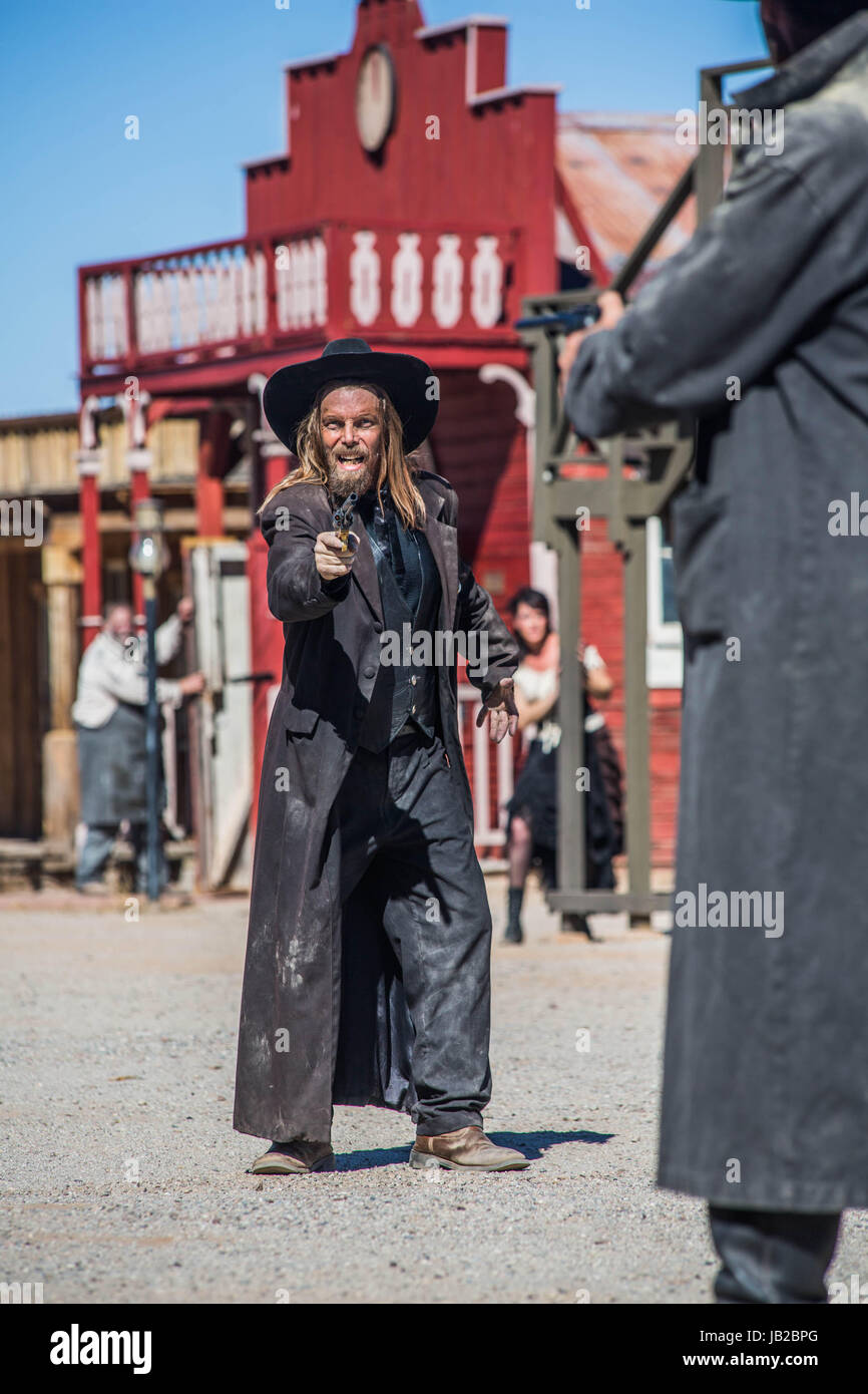 Cowboy sheriff standoff hi-res stock photography and images - Alamy