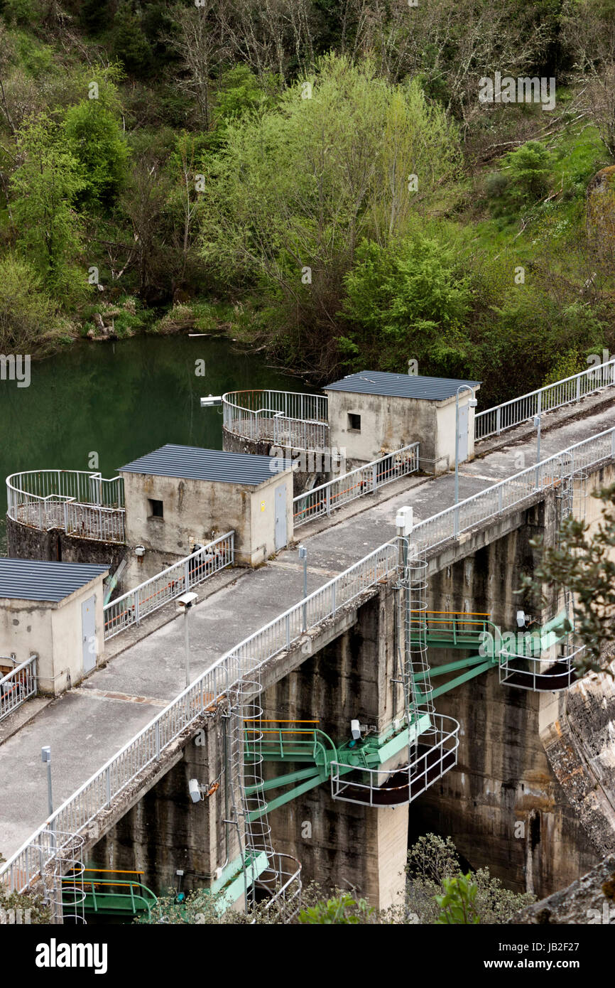Detail of the floodgates infrastucture of a dam on a river Stock Photo ...