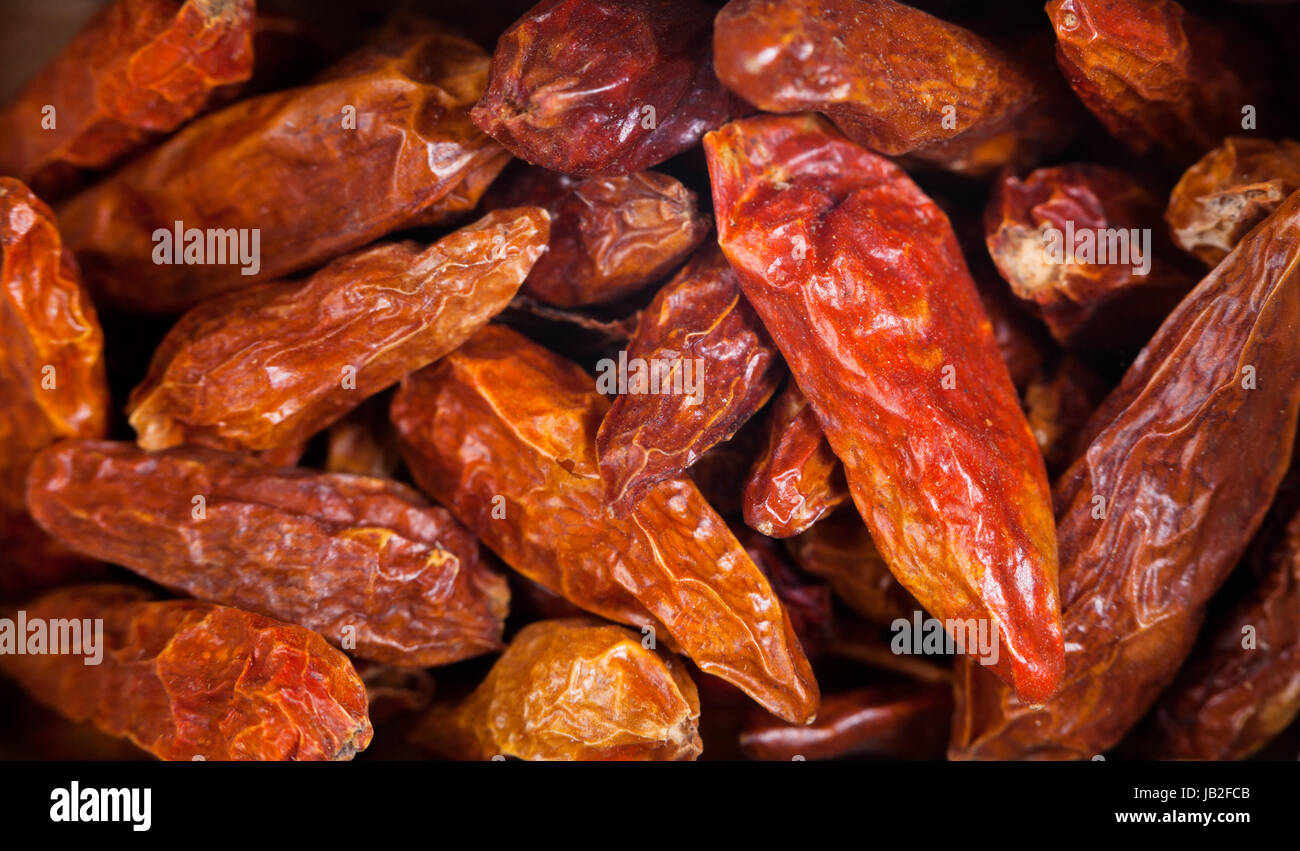 bird's eye chili red pepper pods close up Stock Photo - Alamy