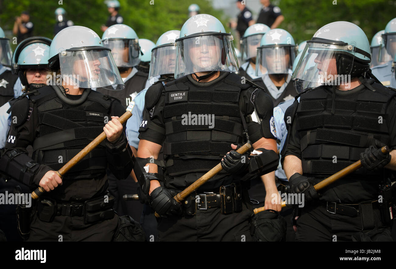 Police in body armor formed lines to herd people out of the area Stock ...