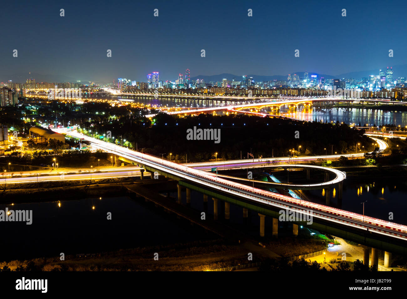 Seoul city at night Stock Photo - Alamy