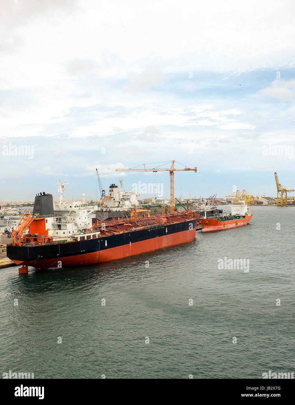 chemical tanker ship in the harbour of dakar Stock Photo - Alamy