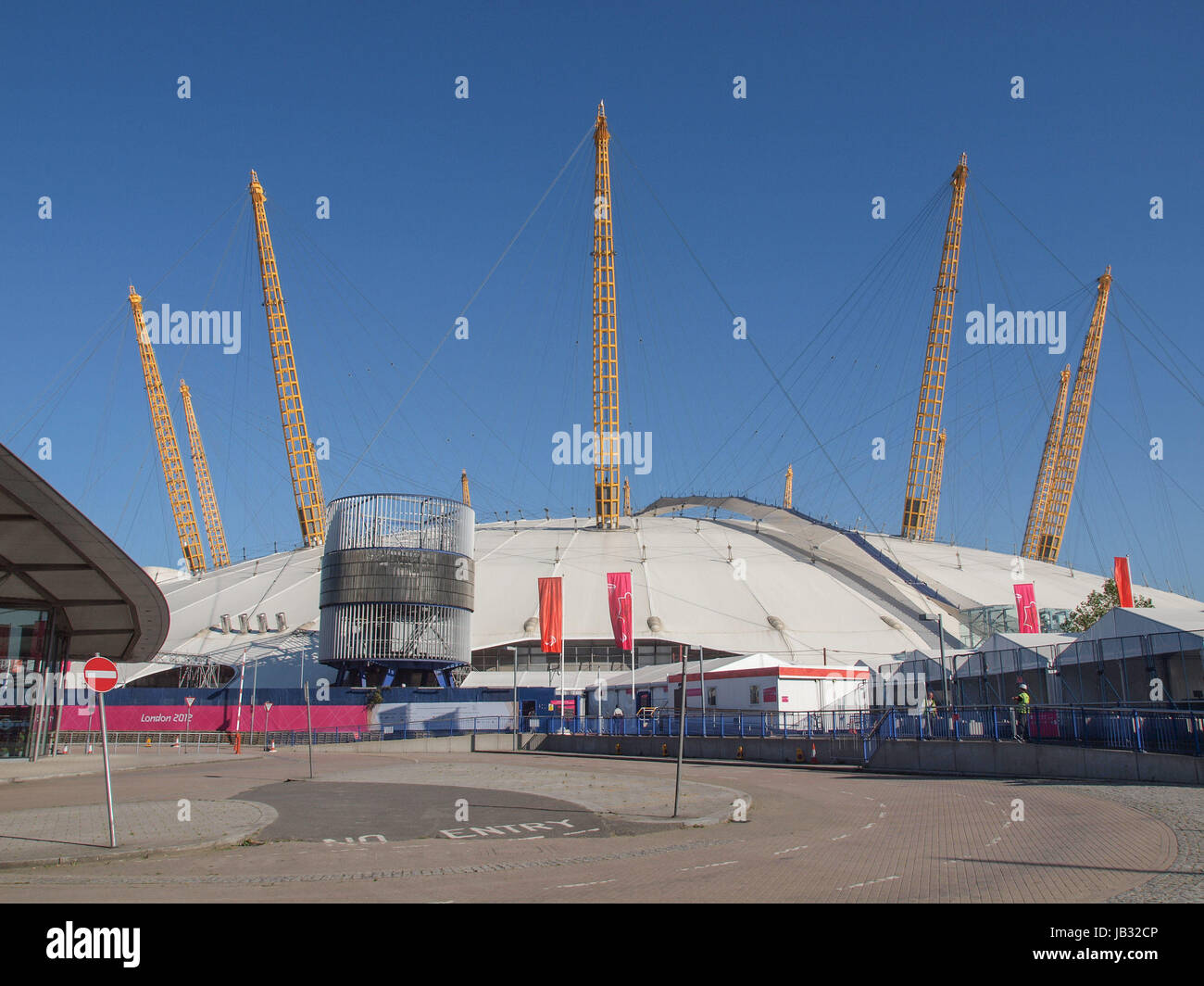 Year built 2000 hi-res stock photography and images - Alamy